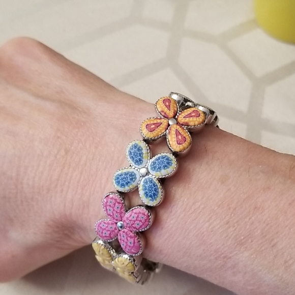 Jewelry | Multicolored Flower Bracelet | Poshmark